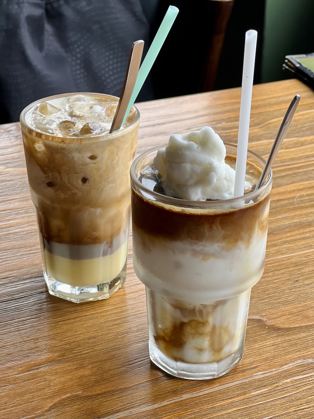 桃園中壢美食｜1981 Cafe (中壢火車站) 道地越南美食，必點椰奶咖啡和越南河粉，體驗一日偽出國